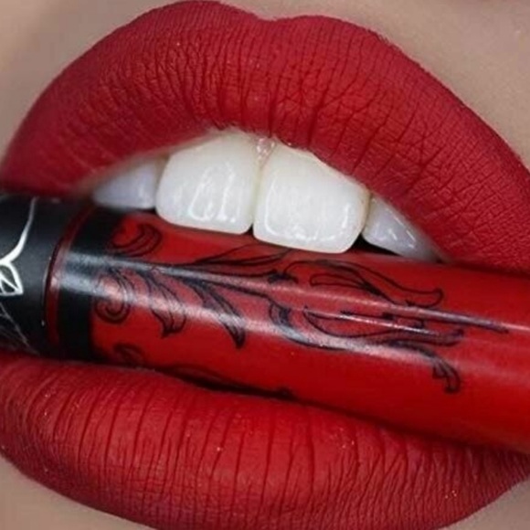 Kat Von D | Makeup | Outlaw Kat Von D Everlasting Liquid Lipstick ...